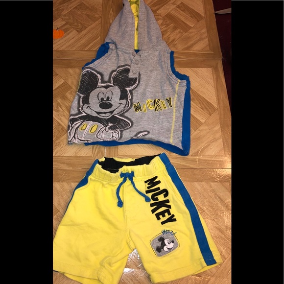 Disney | Matching Sets | Disney Mickey Mouse 2 Piece Short Set Size 2m ...